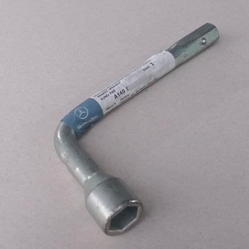 Jual Tools Kit, W123 W124 W201 W202 Original Mercedes-Benz - kunci roda ...