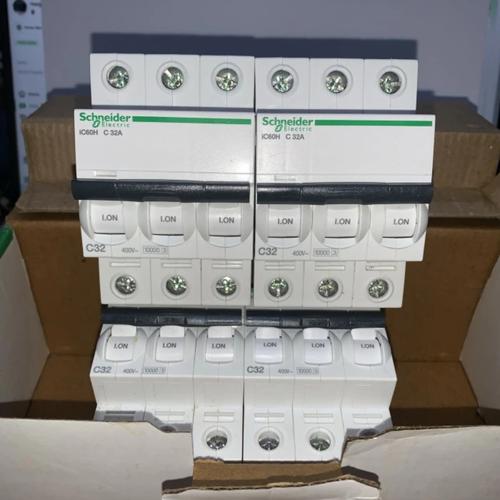 Jual mcb 6A/10A/16A/20A/25A/32A/40A/50A/63A 3P IC60H 10KA SCHNEIDER - 20 - Jakarta Barat - Mitra ...