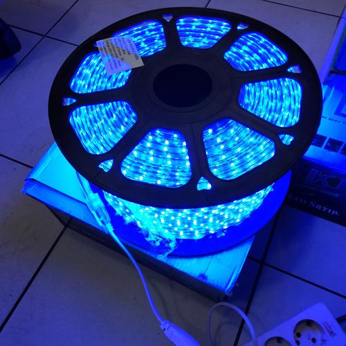 Jual LED strep light cahaya blue/ biru + konektor adaptor outdoor ...