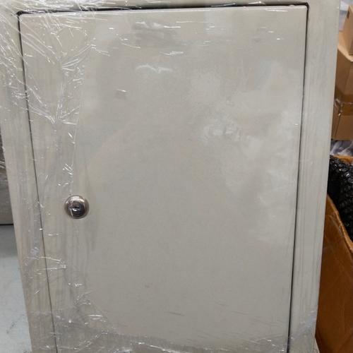Jual box panel 30 x 40 x 20 indoor - Jakarta Pusat - listrikpanelc17 ...