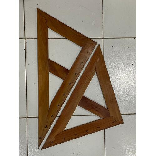 Jual Penggaris Segitiga Papan Tulis Kelas Bahan Kayu Sawo Set isi 2 ...