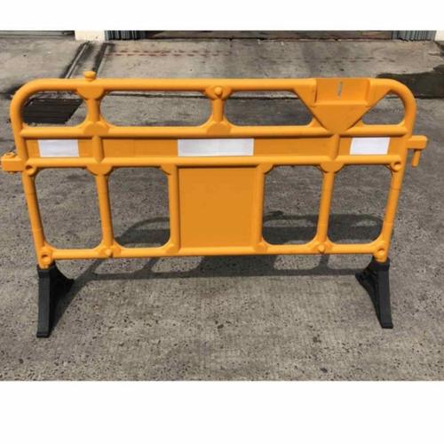 Jual Road Barrier / Pembatas Jalan / Plastic Safe Fence - Jakarta Barat ...