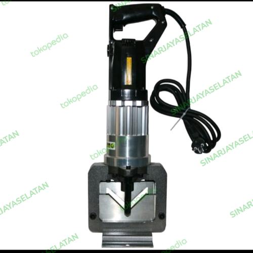 Jual Mesin pemotong besi siku / Hydraulic Steel Cutting Machine ...