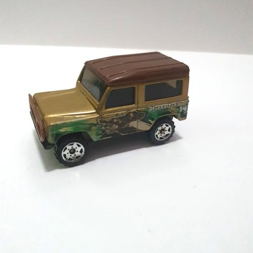 Jual Matchbox Land Rover Defender 90 loose from Jungle Adventure 5pack ...