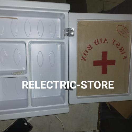 Jual kotak p3k model tempel tembok / kotak p3k - Jakarta Barat ...