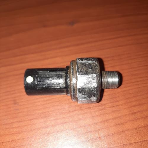 Jual switch oil pressure kia hyundai sesuai nomor rangka - Jakarta ...