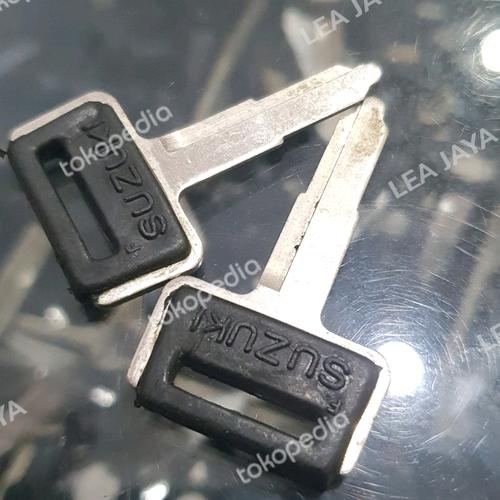 Jual ANAK KUNCK SUZUKI TORNADO SHOGUN 110 KRISTAL KIRI KANAN - kiri ...