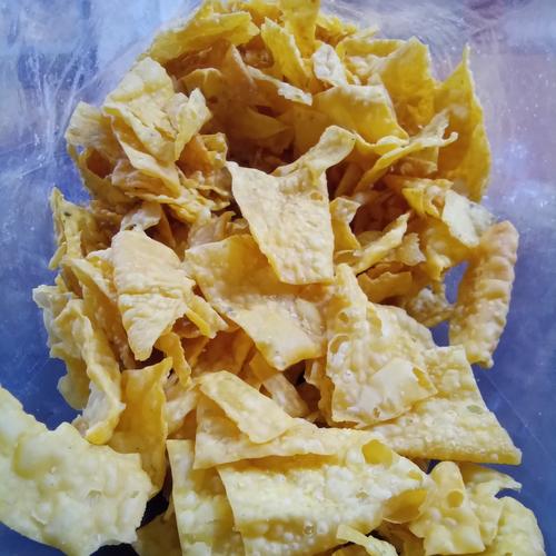 Promo kerupuk pangsit bawang/kerupuk bawang - 1/4 kg - Kota Tangerang ...