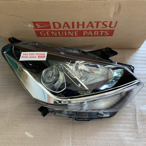Jual Head lamp lampu depan kanan ayla agya 1200cc original - Jakarta ...