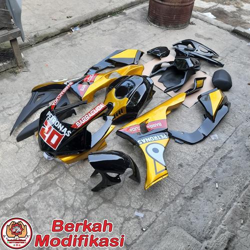 Jual Full Body Fairing Model R1 PNP Yamaha R15 V1 V2 V3 hitam gold ...