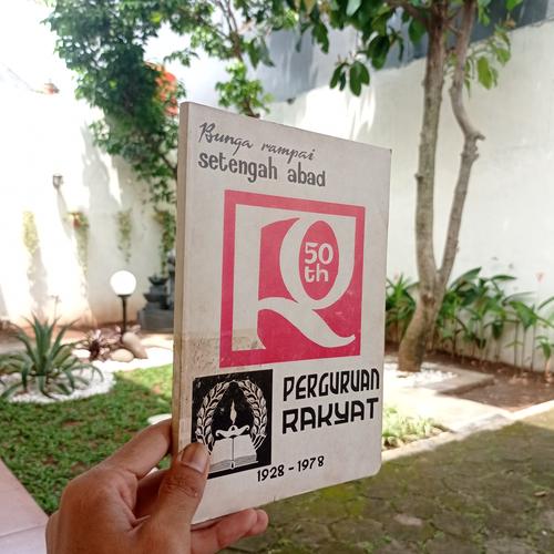 Jual Bunga Rampai Setengah Abad; 50 Tahun Perguruan Rakyat - Jakarta ...