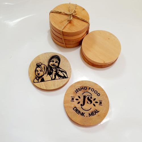 Jual Coaster Tatakan Gelas kayu bulat /Properti Foto logo gravir laser ...