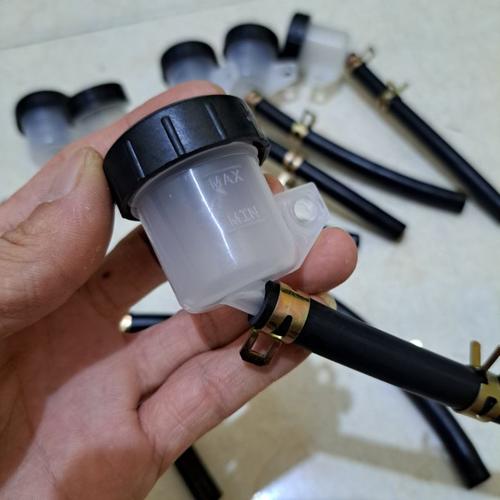 Jual TABUNG MINYAK REM KECIL PLUS SELANG DAN KLEMAN SELANG UNIVERSAL ...