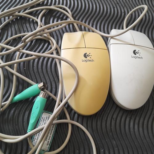 Jual mouse logitech putih jadul colokan ps2 standar - Kab. Bandung ...