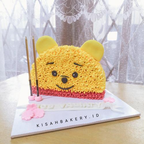 Jual KUE ULANG TAHUN WINNIE THE POOH - Jakarta Barat - KISAH BAKERY ...