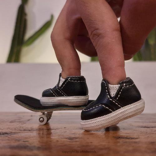 Jual sepatu jari mini fingerboard shoes - Kab. Bogor - Findwoods ...