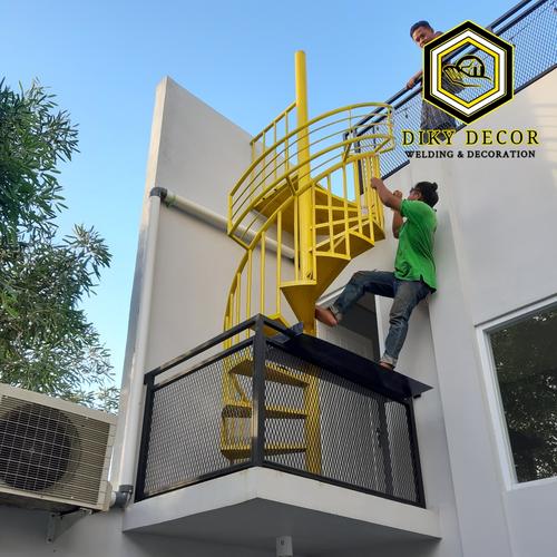 Jual Tangga Putar/Tangga Spiral Besi dengan Trap Plat Bordes/Eser ...