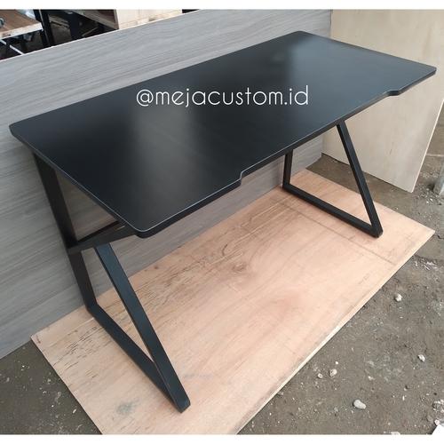 Jual Meja Gaming Komputer Industrial Besi - Hitam Doff - Kab. Sleman ...