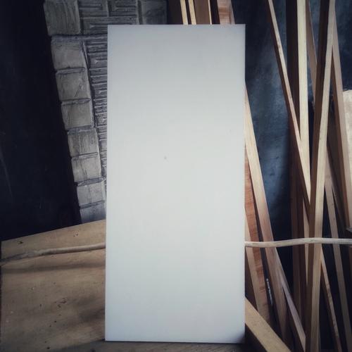 Jual mdf 6mm 18×41cm plus lapisan pvc sheet putih - Kab. Mojokerto ...