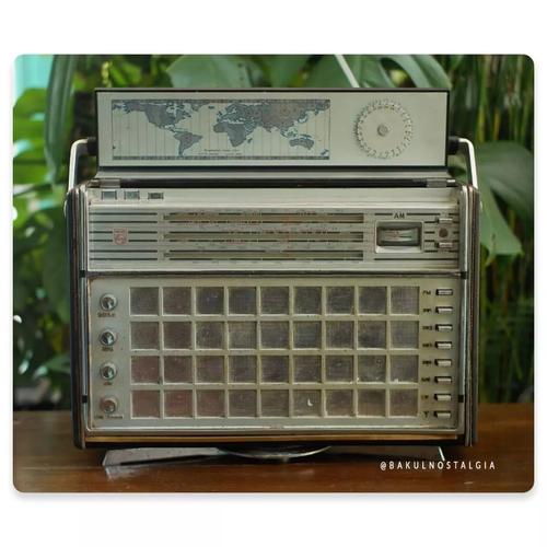 Jual Radio Jadul Transistor Philips L6 - Kota Salatiga - bakulnostalgia ...