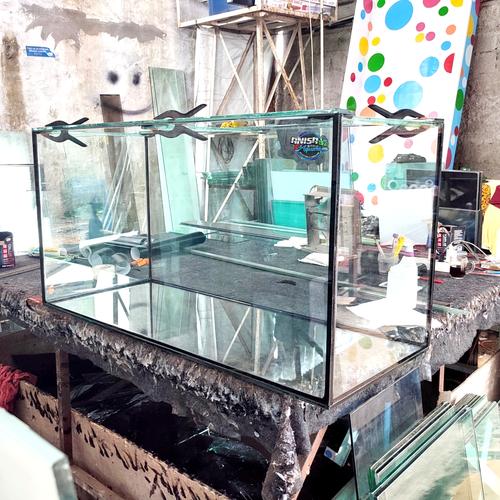 Jual AQUARIUM 120X50X60 FULL KACA 10MM - Kota Depok - Anisa Rahmawati ...