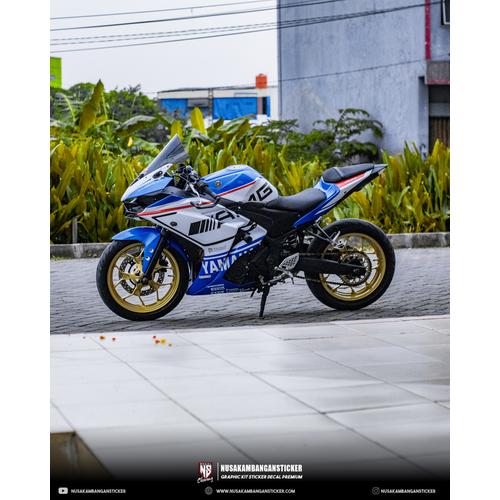 Jual Cutting Stiker R25 AM Biru Putih Sticker FUll Body - Graftac ...