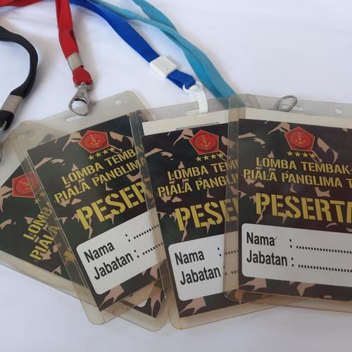 Jual name tag holder mika transfaran pakai tali gambar sudah satu set ...