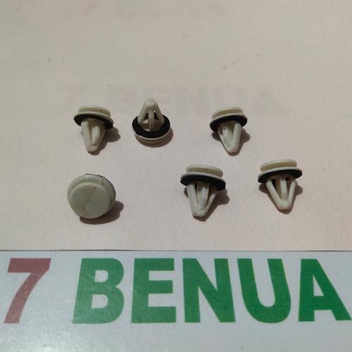 Jual KANCING KLIP LIST BODY FENDER SPACK BOARD SUZUKI ESCUDO VITARA ...