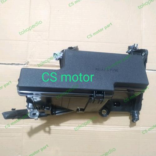 Jual FUSE box sekring Innova reborn Fortuner vrz Hilux revo original ...