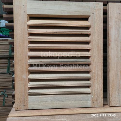 Jual Daun Jendela Krepyak Jalusi Kayu Bengkirai Custom 46 x 55 cm ...