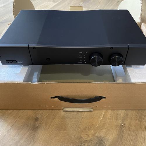 Jual Integrated Amplifier Rega Brio 3 , kondisi New Old Stok - Kota Surabaya - Alienaudio ...