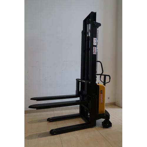 Jual Hand Stacker Semi Eletric 1 Ton x 2,5 Meter / Hand Lift Semi ...