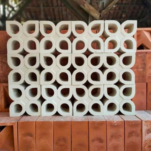 Jual roster beton minimalis daun eceng/loster putih - Kota Tangerang ...