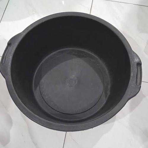 Jual Bak Ember Wembley Hitam UK 28 Karet Tebal Anti Pecah Black Bull ...