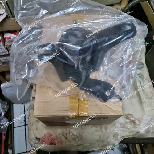 Jual Engine Mounting Kanan Sienta Matic Manual - Jakarta Pusat ...