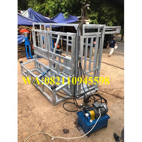 Jual Perebah Sapi Restraining Box Type Mark IV Ukuran 2780 x 1580 x ...