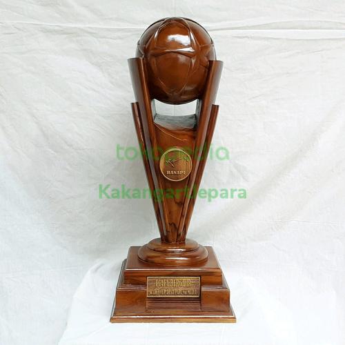 Jual Piala trophy kayu ukir jati 70 cm(replika piala presiden) - Kab ...