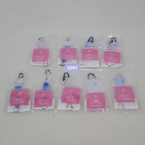 Promo TWICE ACRYLIC STAND FIGURE ONCE DAY 2022 - Nayeon - Kota Depok ...