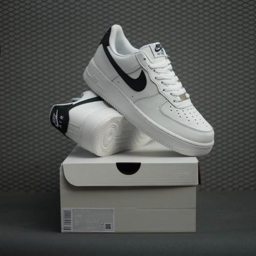 Jual NIKE AIRFORCE 1 WHITE BLACK - 39 - Jakarta Pusat - PlusMinusSupply ...