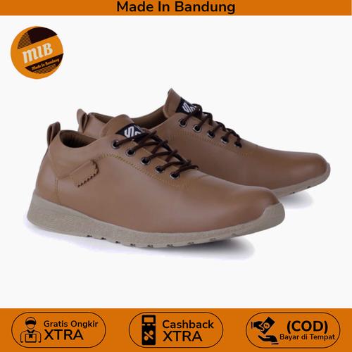 Promo Sepatu Casual Pria Semi Formal Pantofel Kerja Kantor Coklat KZS ...