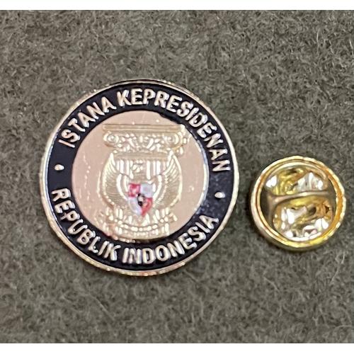 Jual Pin Kerah Istana Bulat - Pin Istana Kerah - Lencana Istana - TANPA ...