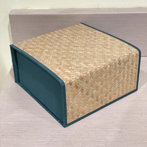 Jual The Body Shop x Du Anyam BOX Kotak Hampers Original - Jakarta ...