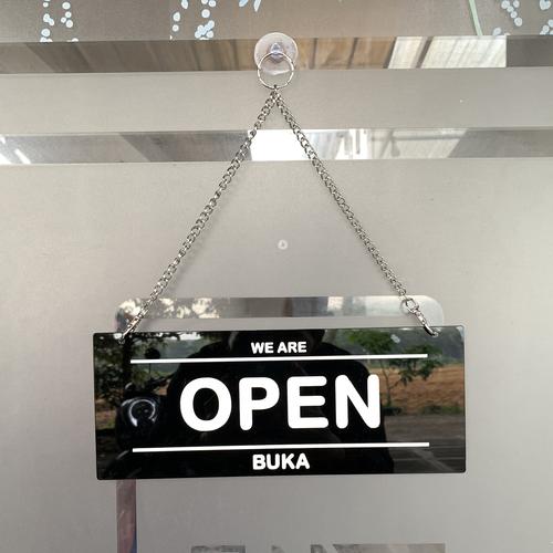 Jual Sign Akrilik Open closed persegi panjang 10x25cm - Custome tulisan ...