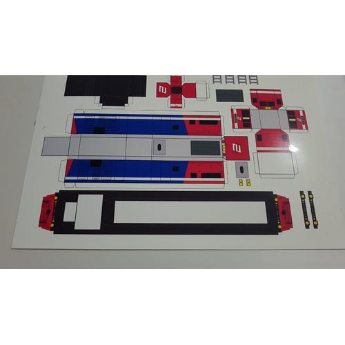 Jual DIY pola papercraft Kereta api Indonesia cc201 merah biru - Kota ...