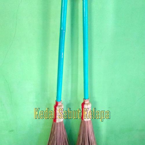 Promo sapu lidi gagang panjang - peralatan taman - sapu halaman - sapu ...