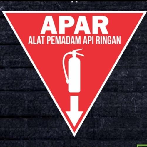 Jual STIKER SIGN 21×17cm APAR SEGITIGA petunjuk tabung pemadam api ...