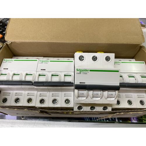 Jual MCB Schneider IC60N 3P 63A 3phase 6k A9F74363 miniatur circuit breaker - Jakarta Barat ...