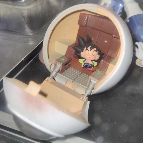 Jual action figure dragonball saiyan pod dan baby goku armor - Kota ...