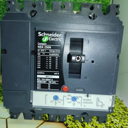 Jual breaker MCCB schneider NSX250N tm200d 50k.A 4P 200A LV431841 4pole ...