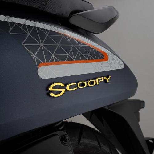 Jual EMBLEM SCOOPY LOGO SCOOPY 3D TIMBUL BUKAN STIKER HONDA SCOOPY ...